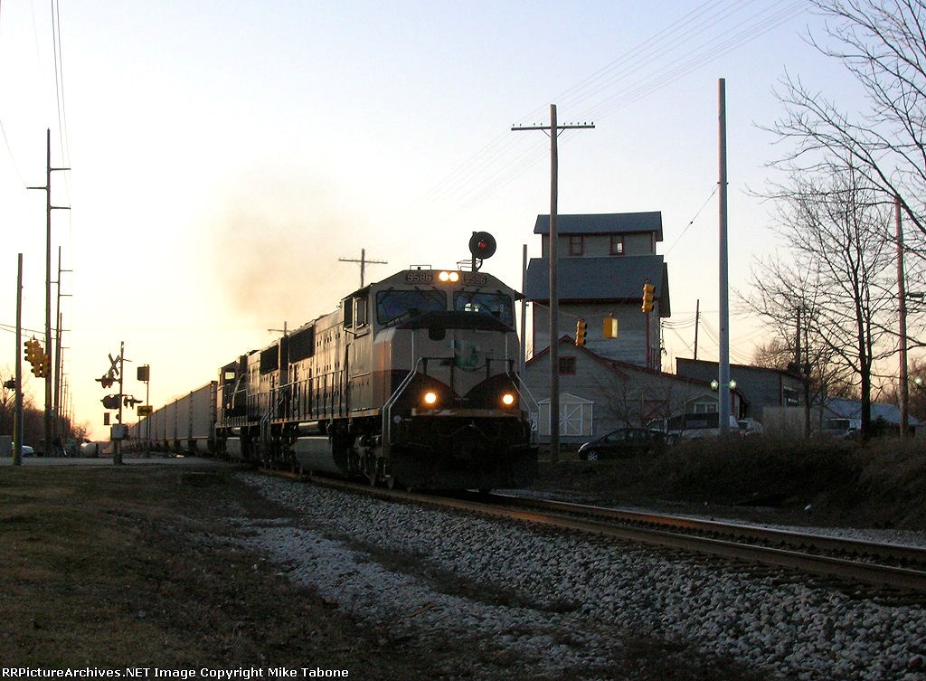 BNSF 9586 on N956-21